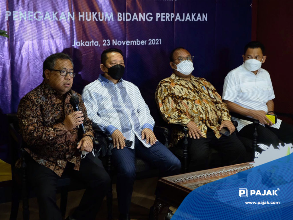 Diduga Rugikan Negara Rp 10,2 M, Wajib Pajak Ditangkap - PAJAK.COM
