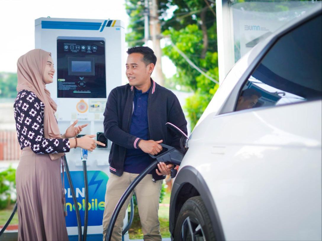 PLN Terus Genjot Penambahan “Charging Station” Kendaraan Listrik di ...