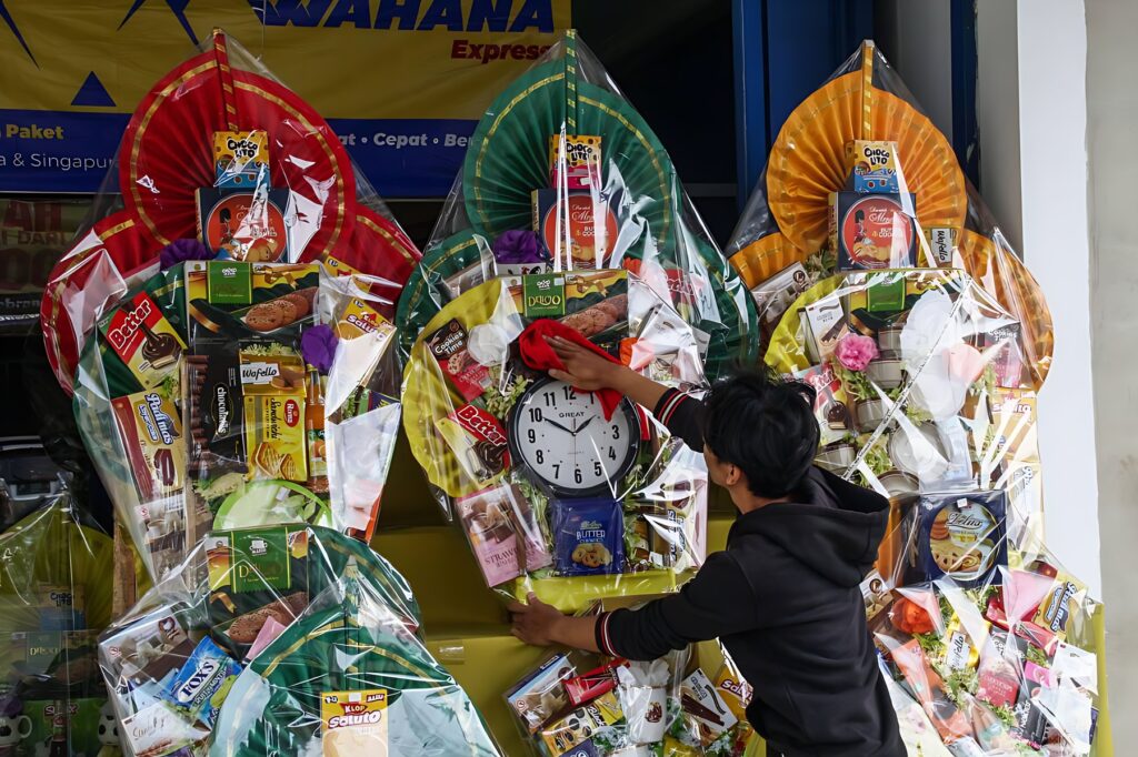 Apakah Parsel Lebaran Dikenakan Pajak Natura? Ini Penjelasan dan Contoh ...